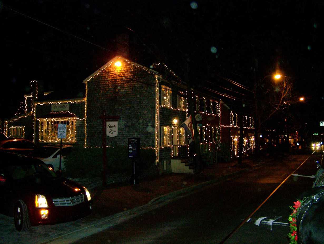 Everedy Square & Shab Row Frederick Md: Holiday Events - Housewives of ...